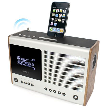 The Heritage Deluxe Table Radio For iPod / iPhone