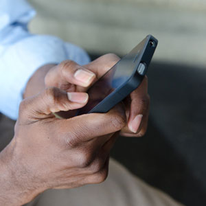 Third Rail System Slim Case for iPhone 4S / 4