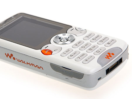 Genuine Sony Ericsson W810i Replacement Housing - White