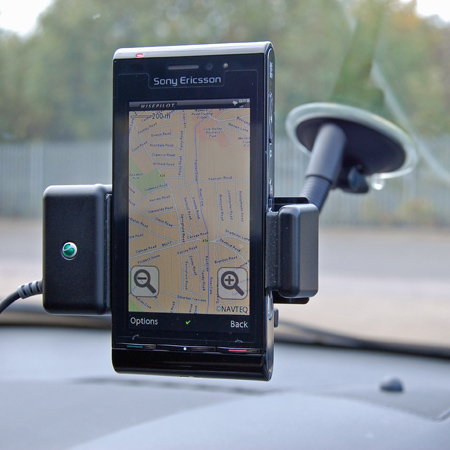 Sony Ericsson Satio Car Accessory Pack