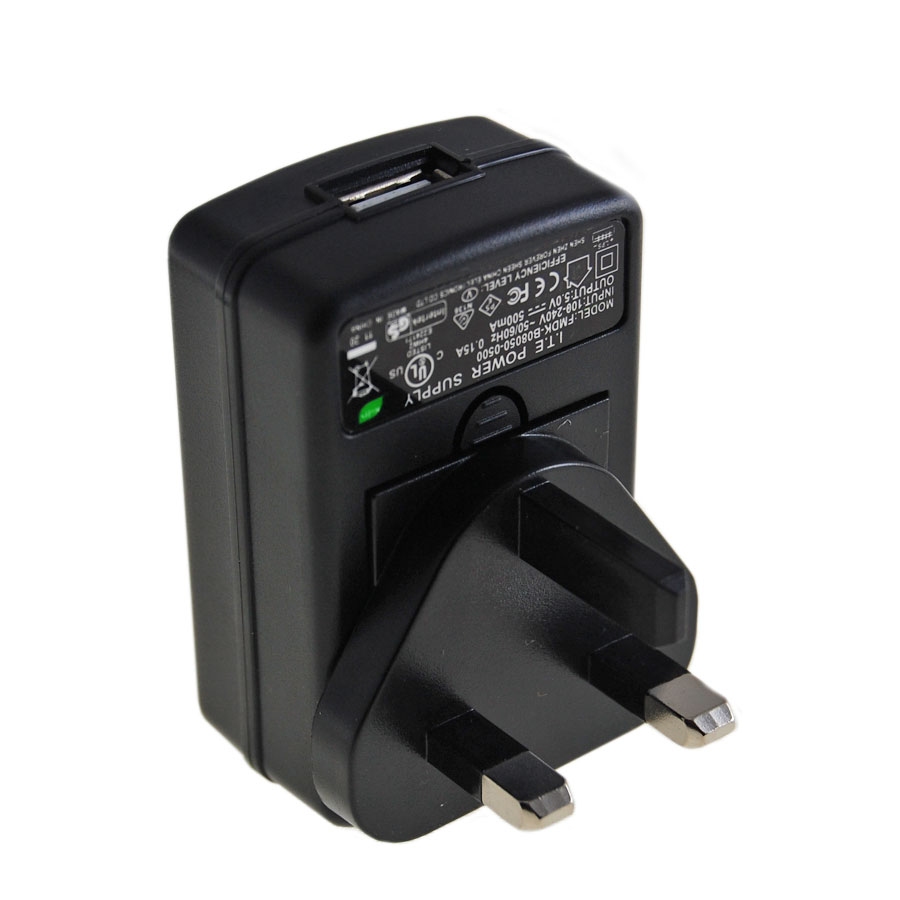 Bluechip Universal Mains Charger with 6 Tips