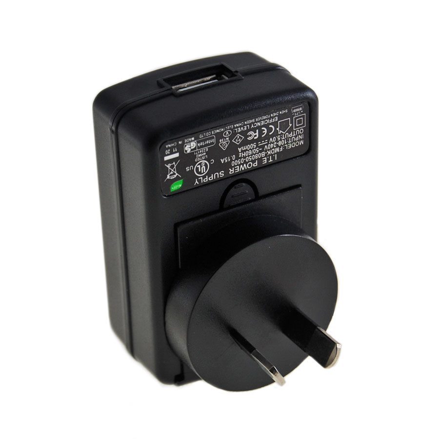 Bluechip Universal Mains Charger with 6 Tips