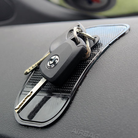 Spider Stick Anti-Slip Dashboard Mat